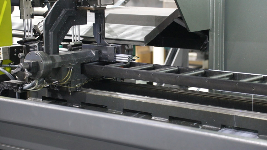 SMART 350 MULTICUT FULLY AUTOMATIC CIRCULAR SAW | Machinerie Soudogaz